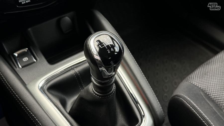 Zils Nissan Qashqai 2015 Radviliškis, ar dzinēja tilpumu 1.20 L un nobraukumu 101 tūkst. km par 8950 €, foto 25 vietnē AUTOMOTO.COM.LV