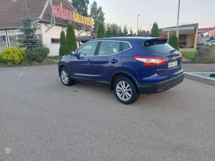 Zils Nissan Qashqai 2015 Viļņa, ar dzinēja tilpumu 1.46 L un nobraukumu 370 tūkst. km par 6600 €, foto 5 vietnē AUTOMOTO.COM.LV
