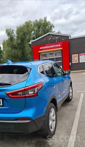 Zils Nissan Qashqai 2017 Rīga, ar dzinēja tilpumu 1.60 L un nobraukumu 80 tūkst. km par 13500 €, foto 5 vietnē AUTOMOTO.COM.LV
