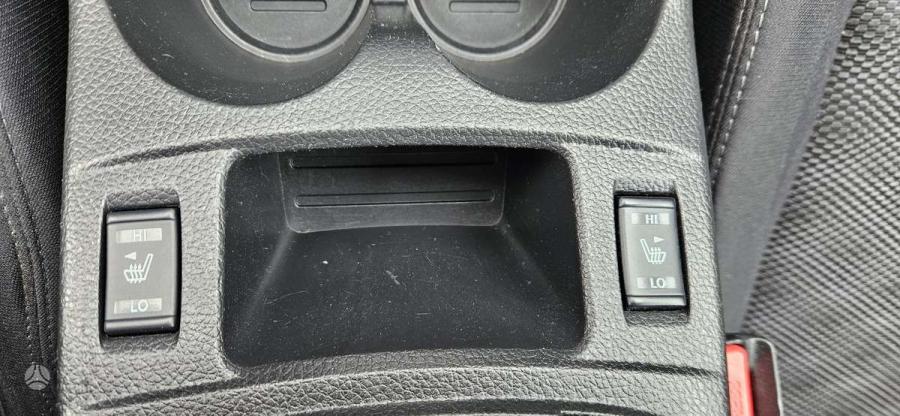 Blue Nissan Qashqai 2017 in Marijampole, with an engine capacity of 1.60 L and mileage of 189 thousand km for 8900 €, photo 18 on AUTOMOTO.COM.LV