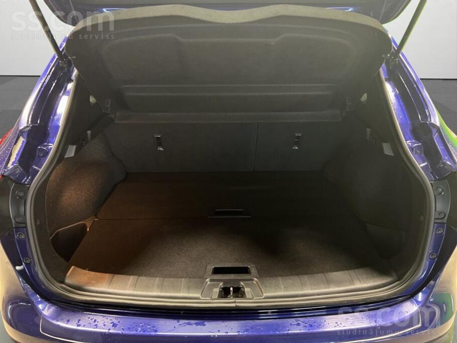 Blue Nissan Qashqai 2017 in Riga, with an engine capacity of 1.20 L and mileage of 155 thousand km for 8990 €, photo 19 on AUTOMOTO.COM.LV