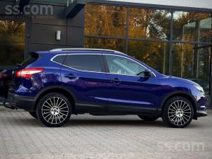 Zils Nissan Qashqai 2017 Rīga, ar dzinēja tilpumu 1.60 L un nobraukumu 192 tūkst. km par 10850 €, foto 7 vietnē AUTOMOTO.COM.LV