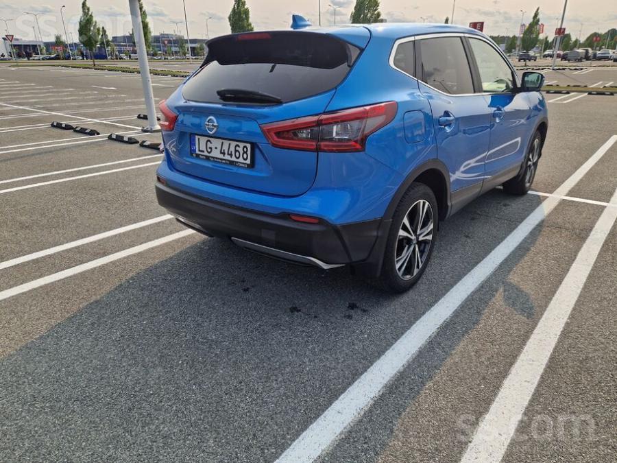 Blue Nissan Qashqai 2018 in Riga, with an engine capacity of 1.40 L and mileage of 170 thousand km for 12900 €, photo 4 on AUTOMOTO.COM.LV