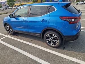Blue Nissan Qashqai 2018 in Riga, with an engine capacity of 1.40 L and mileage of 170 thousand km for 12900 €, photo 5 on AUTOMOTO.COM.LV