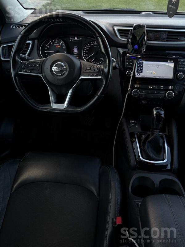 Blue Nissan Qashqai 2018 in Riga, with an engine capacity of 1.20 L and mileage of 141 thousand km for 11300 €, photo 7 on AUTOMOTO.COM.LV