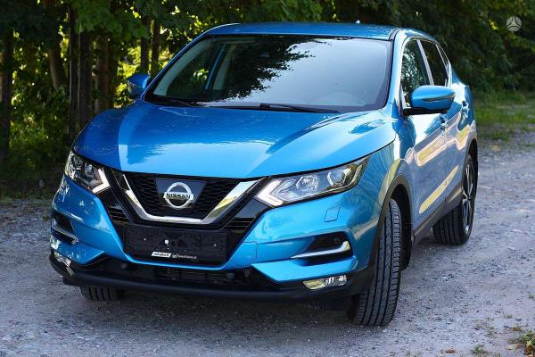 Blue Nissan Qashqai 2018 in Kretinga, with an engine capacity of 1.20 L and mileage of 123 thousand km for 11199 €, photo 3 on AUTOMOTO.COM.LV