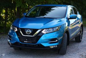Blue Nissan Qashqai 2018 in Kretinga, with an engine capacity of 1.20 L and mileage of 123 thousand km for 11199 €, photo 6 on AUTOMOTO.COM.LV