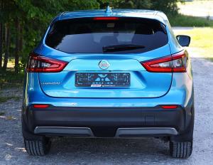 Blue Nissan Qashqai 2018 in Kretinga, with an engine capacity of 1.20 L and mileage of 123 thousand km for 11199 €, photo 10 on AUTOMOTO.COM.LV