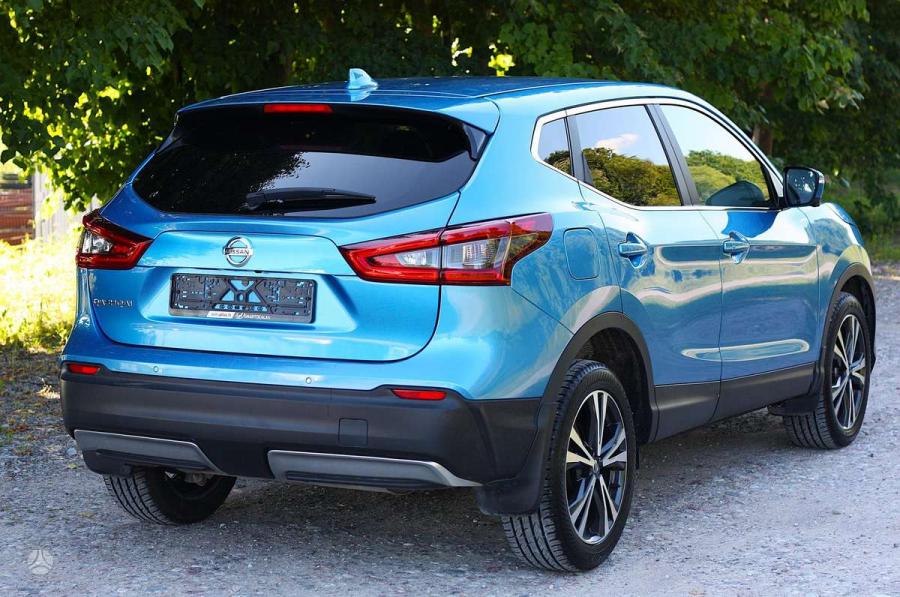 Blue Nissan Qashqai 2018 in Kretinga, with an engine capacity of 1.20 L and mileage of 123 thousand km for 11199 €, photo 12 on AUTOMOTO.COM.LV