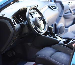 Blue Nissan Qashqai 2018 in Kretinga, with an engine capacity of 1.20 L and mileage of 123 thousand km for 11199 €, photo 15 on AUTOMOTO.COM.LV