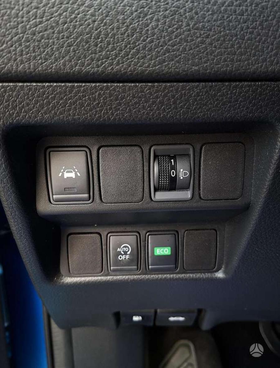 Blue Nissan Qashqai 2018 in Kretinga, with an engine capacity of 1.20 L and mileage of 123 thousand km for 11199 €, photo 21 on AUTOMOTO.COM.LV