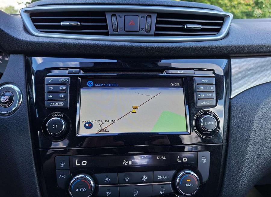 Blue Nissan Qashqai 2018 in Kretinga, with an engine capacity of 1.20 L and mileage of 123 thousand km for 11199 €, photo 25 on AUTOMOTO.COM.LV