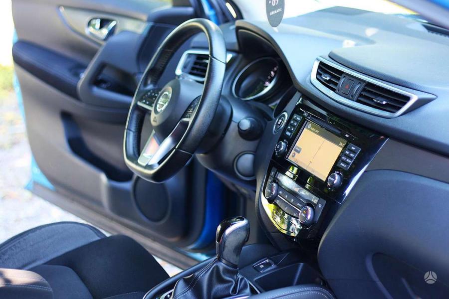 Blue Nissan Qashqai 2018 in Kretinga, with an engine capacity of 1.20 L and mileage of 123 thousand km for 11199 €, photo 28 on AUTOMOTO.COM.LV