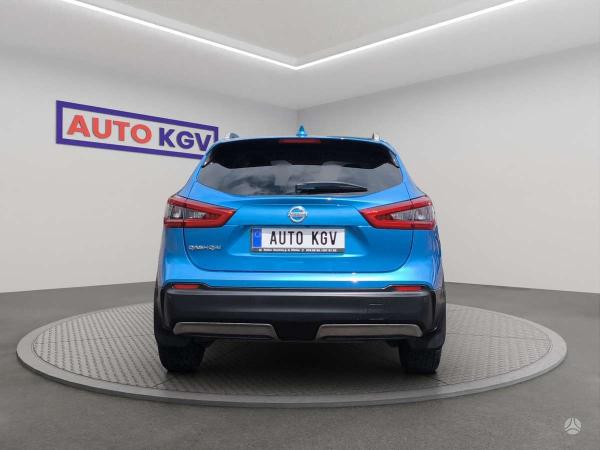 Blue Nissan Qashqai 2018 in Vilnius, with an engine capacity of 1.20 L and mileage of 86 thousand km for 13999 €, photo 4 on AUTOMOTO.COM.LV