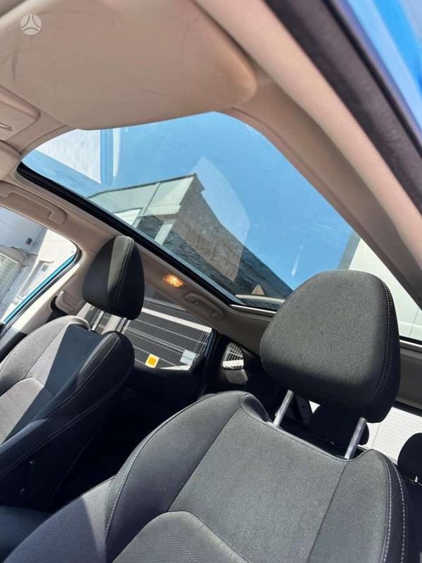 Blue Nissan Qashqai 2018 in Marijampole, with an engine capacity of 1.20 L and mileage of 236 thousand km for 8450 €, photo 8 on AUTOMOTO.COM.LV
