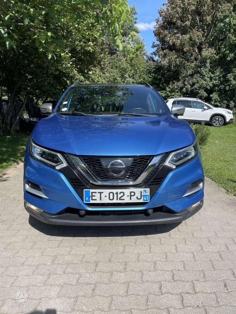 Blue Nissan Qashqai 2018 in Raseiniai, with an engine capacity of 1.60 L and mileage of 159 thousand km for 12400 €, photo 1 on AUTOMOTO.COM.LV