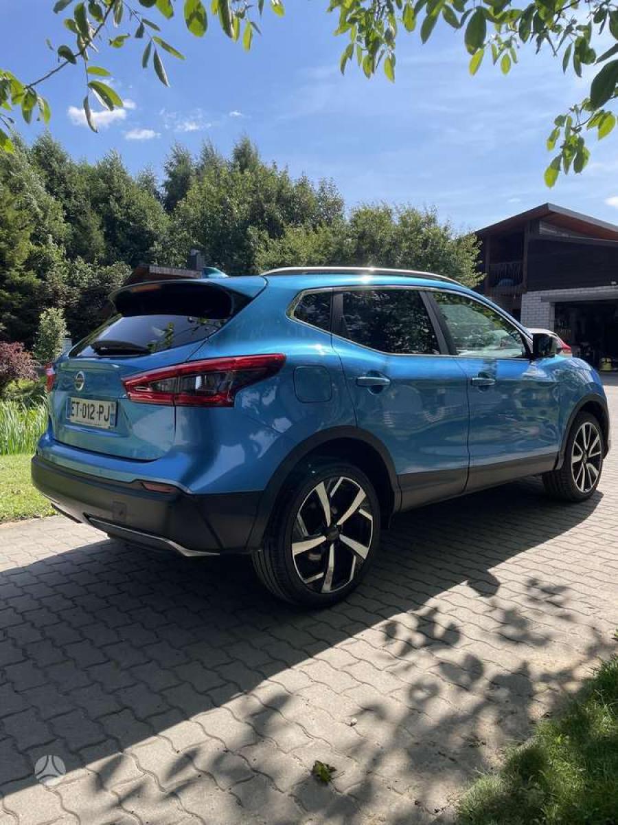 Blue Nissan Qashqai 2018 in Raseiniai, with an engine capacity of 1.60 L and mileage of 159 thousand km for 12400 €, photo 7 on AUTOMOTO.COM.LV