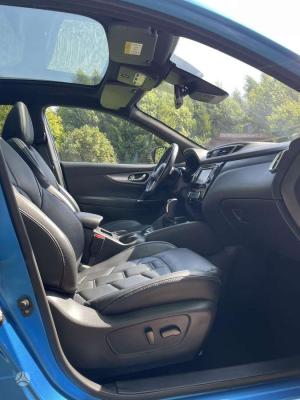Blue Nissan Qashqai 2018 in Raseiniai, with an engine capacity of 1.60 L and mileage of 159 thousand km for 12400 €, photo 20 on AUTOMOTO.COM.LV