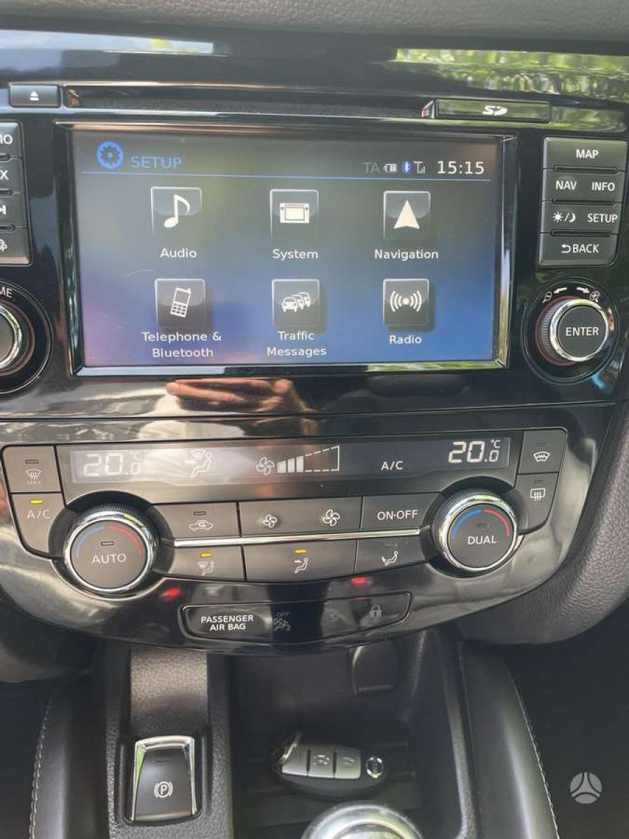 Blue Nissan Qashqai 2018 in Raseiniai, with an engine capacity of 1.60 L and mileage of 159 thousand km for 12400 €, photo 27 on AUTOMOTO.COM.LV