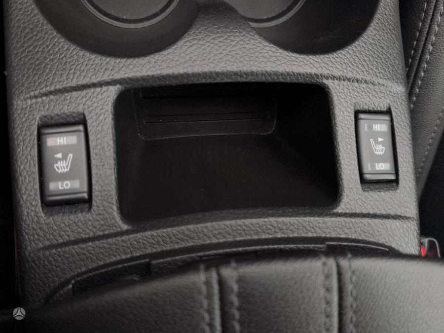 Blue Nissan Qashqai 2018 in Vilnius, with an engine capacity of 1.20 L and mileage of 86 thousand km for 13999 €, photo 18 on AUTOMOTO.COM.LV