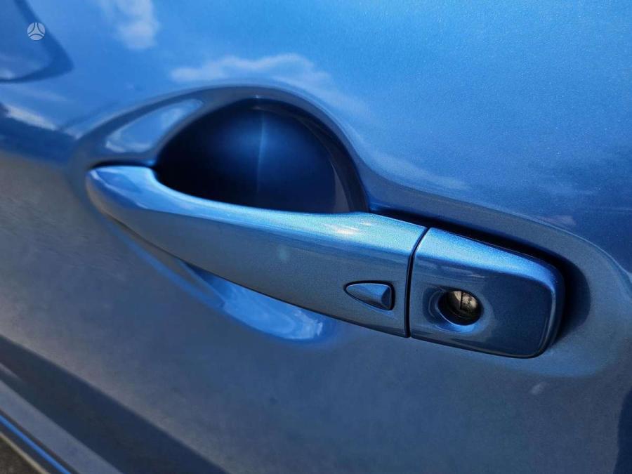 Blue Nissan Qashqai 2019 in Siauliai, with an engine capacity of 1.33 L and mileage of 153 thousand km for 15450 €, photo 13 on AUTOMOTO.COM.LV