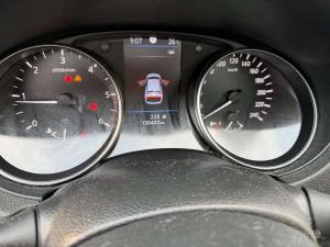 Blue Nissan Qashqai 2019 in Taurage, with an engine capacity of 1.46 L and mileage of 130 thousand km for 12900 €, photo 13 on AUTOMOTO.COM.LV