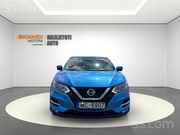 Blue Nissan Qashqai 2019 in Riga, with an engine capacity of 1.30 L and mileage of 93 thousand km for 16490 €, photo 2 on AUTOMOTO.COM.LV