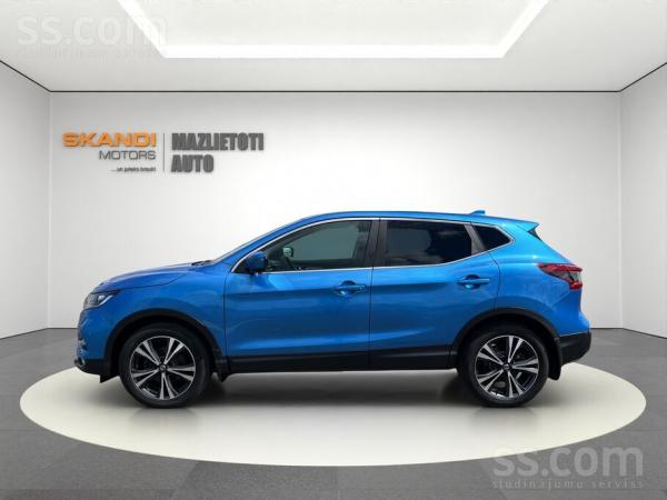 Blue Nissan Qashqai 2019 in Riga, with an engine capacity of 1.30 L and mileage of 93 thousand km for 16490 €, photo 3 on AUTOMOTO.COM.LV
