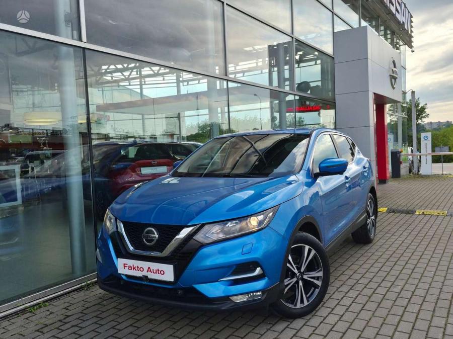 Blue Nissan Qashqai 2019 in Vilnius, with an engine capacity of 1.33 L and mileage of 110 thousand km for 14500 €, photo 1 on AUTOMOTO.COM.LV