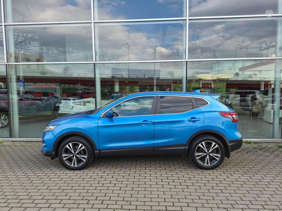 Blue Nissan Qashqai 2019 in Vilnius, with an engine capacity of 1.33 L and mileage of 110 thousand km for 14500 €, photo 3 on AUTOMOTO.COM.LV