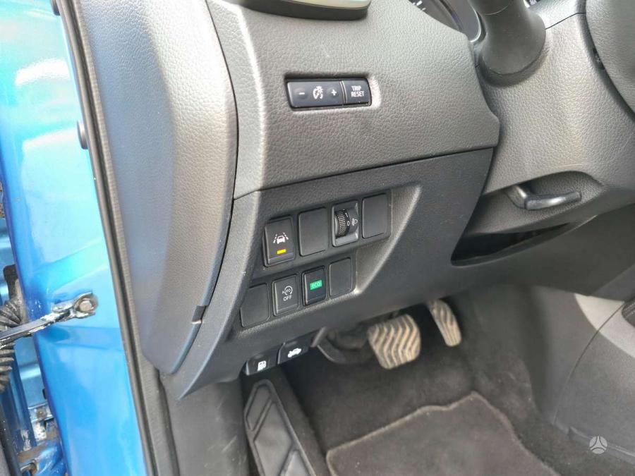 Blue Nissan Qashqai 2019 in Vilnius, with an engine capacity of 1.33 L and mileage of 110 thousand km for 14500 €, photo 11 on AUTOMOTO.COM.LV