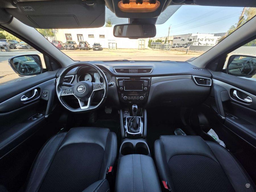 Blue Nissan Qashqai 2019 in Kaunas, with an engine capacity of 1.33 L and mileage of 65 thousand km for 15500 €, photo 13 on AUTOMOTO.COM.LV