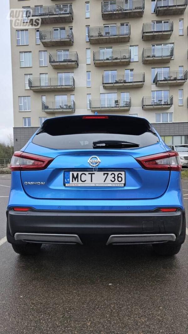 Blue Nissan Qashqai 2020 in Vilnius, with an engine capacity of 1.30 L and mileage of 98 thousand km for 16990 €, photo 6 on AUTOMOTO.COM.LV