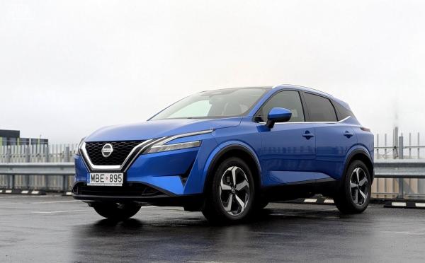 Zils Nissan Qashqai 2021 Viļņa, ar dzinēja tilpumu 1.30 L un nobraukumu 112 tūkst. km par 17500 €, foto 4 vietnē AUTOMOTO.COM.LV