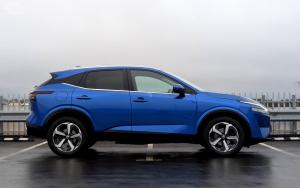 Zils Nissan Qashqai 2021 Viļņa, ar dzinēja tilpumu 1.30 L un nobraukumu 112 tūkst. km par 17500 €, foto 5 vietnē AUTOMOTO.COM.LV