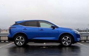 Blue Nissan Qashqai 2021 in Vilnius, with an engine capacity of 1.33 L and mileage of 112 thousand km for 17800 €, photo 5 on AUTOMOTO.COM.LV