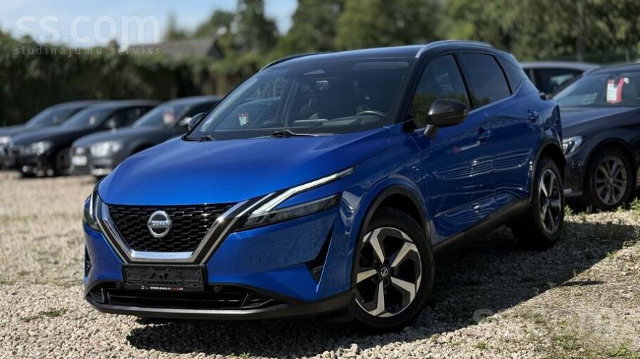 Blue Nissan Qashqai 2021 in Jelgava, with an engine capacity of 1.30 L and mileage of 164 thousand km for 19790 €, photo 3 on AUTOMOTO.COM.LV