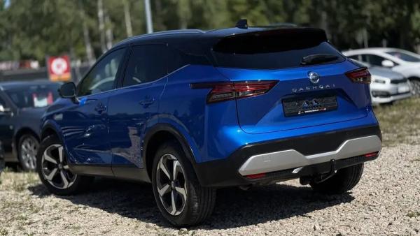 Blue Nissan Qashqai 2021 in Jelgava, with an engine capacity of 1.30 L and mileage of 164 thousand km for 19790 €, photo 4 on AUTOMOTO.COM.LV
