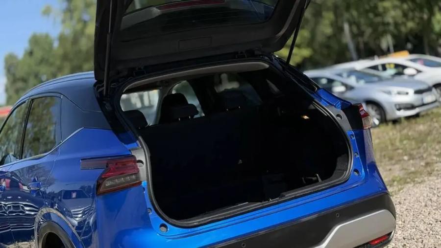 Blue Nissan Qashqai 2021 in Jelgava, with an engine capacity of 1.30 L and mileage of 164 thousand km for 19790 €, photo 31 on AUTOMOTO.COM.LV