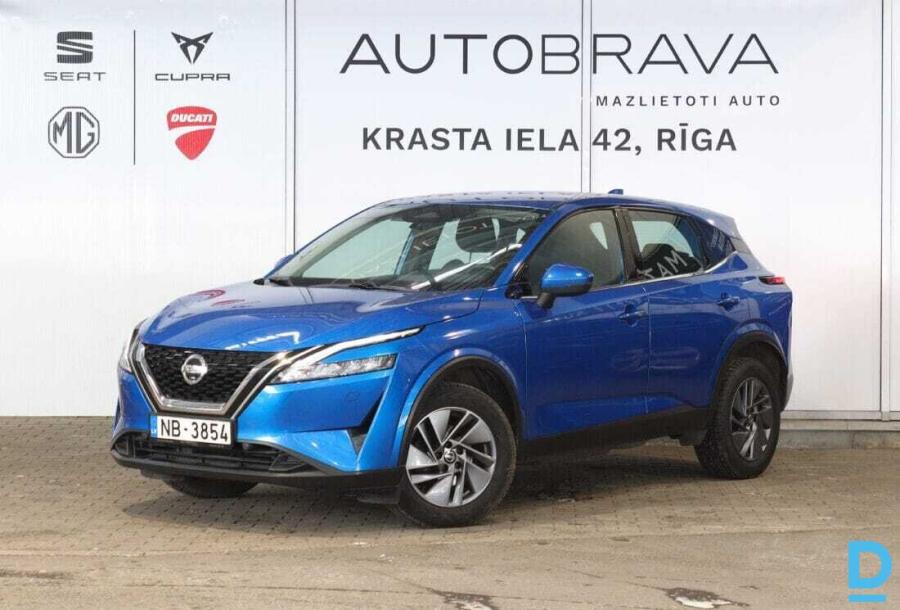 Blue Nissan Qashqai 2022 in Riga, with an engine capacity of 1.30 L and mileage of 86 thousand km for 19100 €, photo 1 on AUTOMOTO.COM.LV