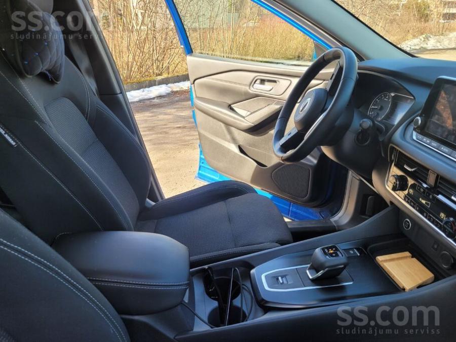 Zils Nissan Qashqai 2022 Rīga, ar dzinēja tilpumu 1.30 L un nobraukumu 59 tūkst. km par 19000 €, foto 27 vietnē AUTOMOTO.COM.LV