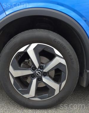 Blue Nissan Qashqai 2022 in Riga, with an engine capacity of 1.30 L and mileage of 32 thousand km for 24500 €, photo 9 on AUTOMOTO.COM.LV