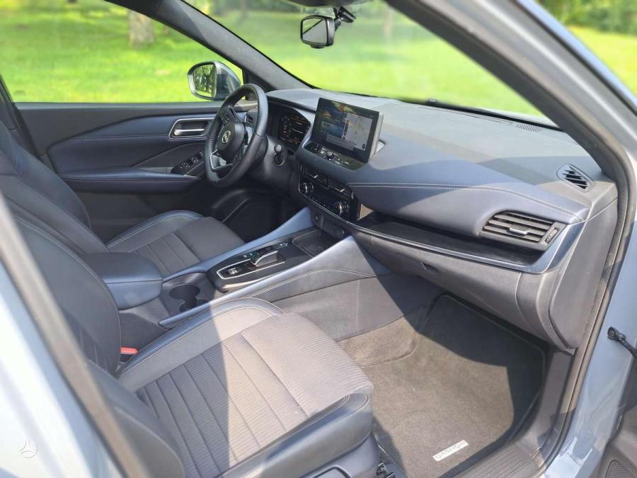 Blue Nissan Qashqai 2023 in Raseiniai, with an engine capacity of 1.50 L and mileage of 40 thousand km for 23600 €, photo 14 on AUTOMOTO.COM.LV