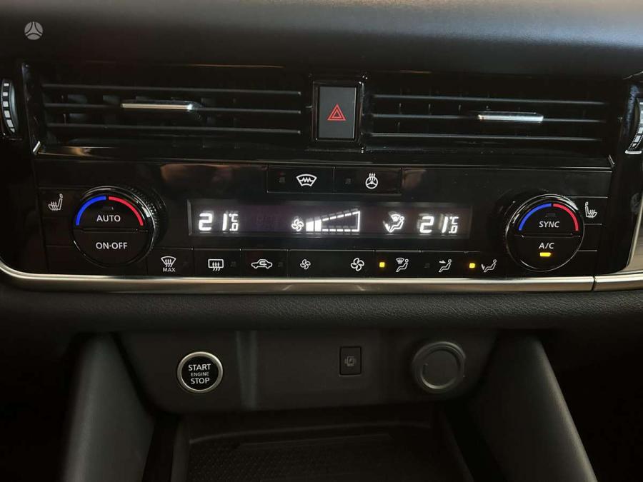 Zils Nissan Qashqai 2023 Šauļi, ar dzinēja tilpumu 1.33 L un nobraukumu 40 tūkst. km par 23300 €, foto 24 vietnē AUTOMOTO.COM.LV