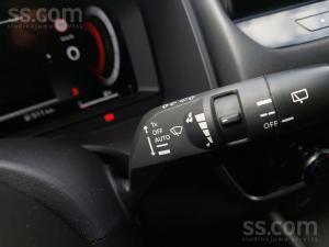Zils Nissan Qashqai 2024 Daugavpils, ar dzinēja tilpumu 1.30 L un nobraukumu 32 tūkst. km par 25900 €, foto 14 vietnē AUTOMOTO.COM.LV