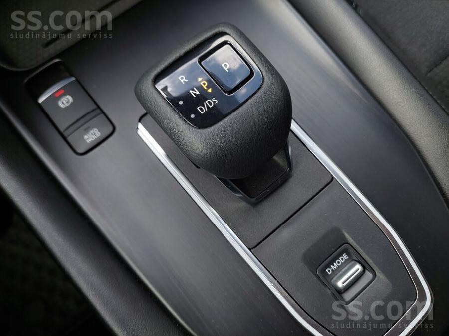 Zils Nissan Qashqai 2024 Daugavpils, ar dzinēja tilpumu 1.30 L un nobraukumu 32 tūkst. km par 25900 €, foto 18 vietnē AUTOMOTO.COM.LV