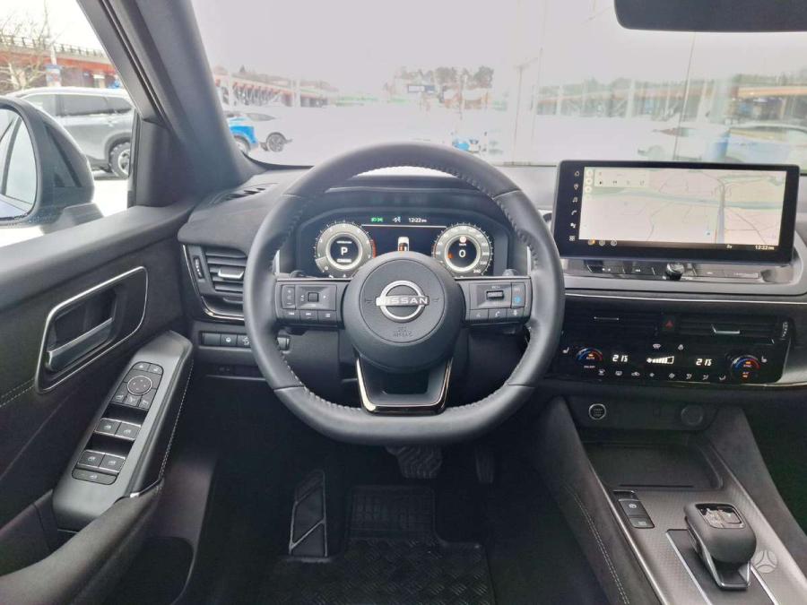 Zils Nissan Qashqai 2025 Viļņa, ar dzinēja tilpumu 1.33 L un nobraukumu 13 tūkst. km par 30000 €, foto 18 vietnē AUTOMOTO.COM.LV