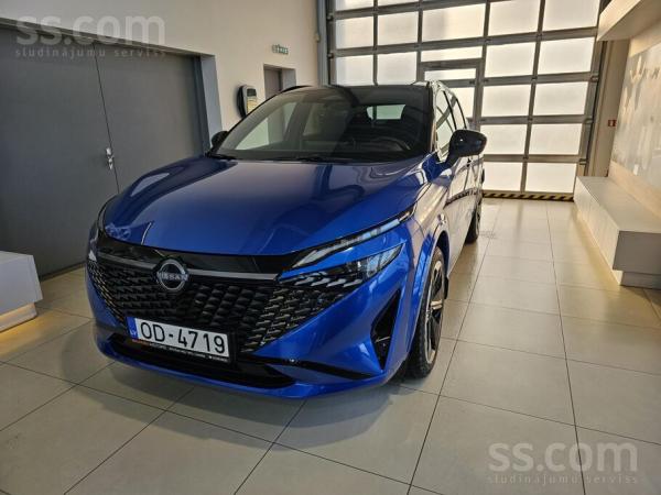 Blue Nissan Qashqai 2025 in Liepaja, with an engine capacity of 1.30 L and mileage of 4 thousand km for 32030 €, photo 3 on AUTOMOTO.COM.LV