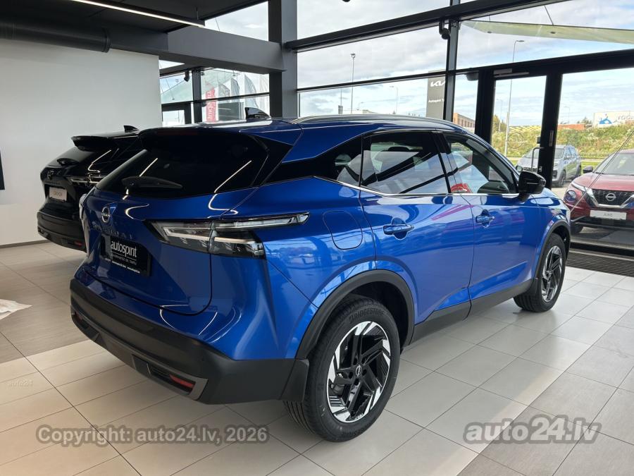 Blue Nissan Qashqai 2026 in Tartu, with an engine capacity of 1.30 L and mileage of 0 thousand km for 31390 €, photo 4 on AUTOMOTO.COM.LV