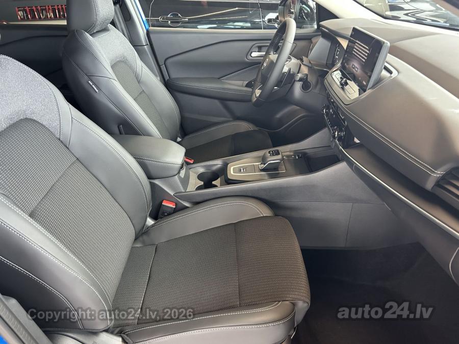Blue Nissan Qashqai 2026 in Tartu, with an engine capacity of 1.30 L and mileage of 0 thousand km for 31390 €, photo 6 on AUTOMOTO.COM.LV